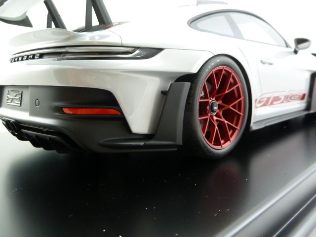 Porsche 911 (992) GT3 RS Ice Grey Metallic W/ Pyro Red Wheels 1:12 ...